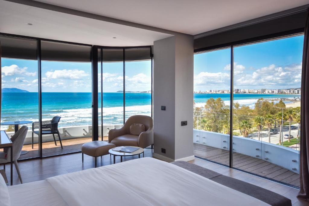 Yacht Hotel | Amazing Albania