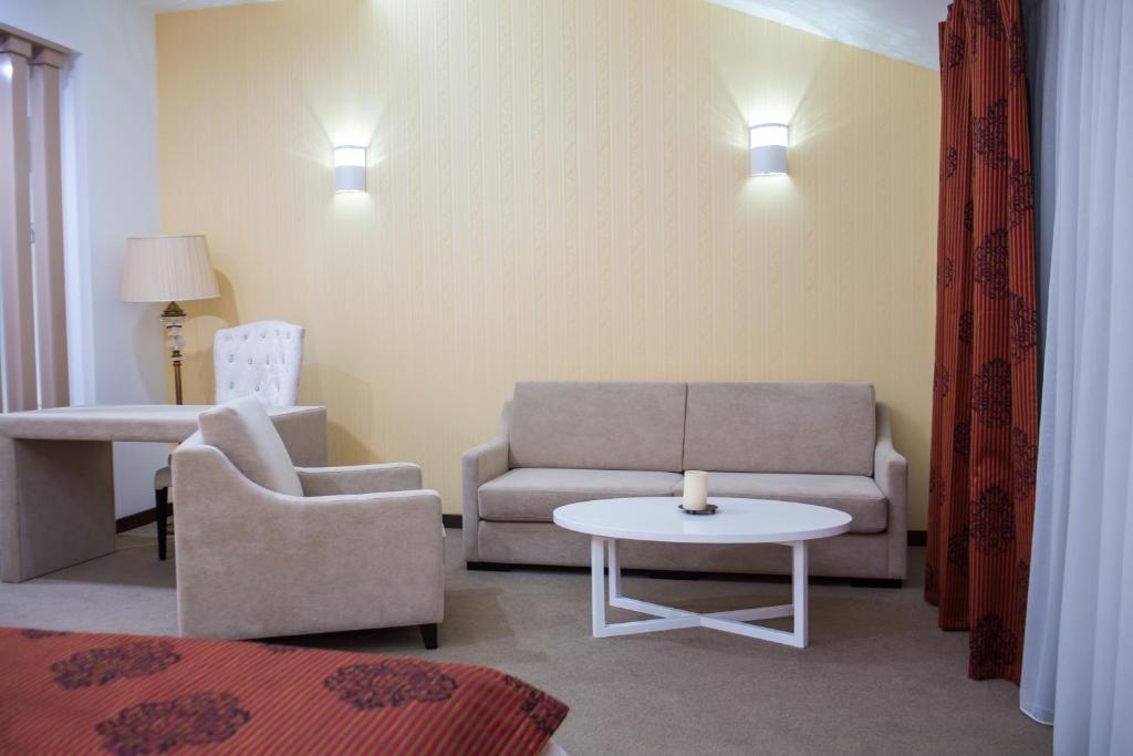 Santa Quaranta Premium Resort | Amazing Albania